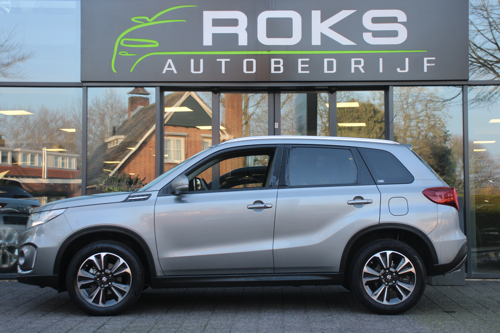 Suzuki Vitara 1.4 Boosterjet 130pk Style Smart Hybrid kopen in Goirle ...